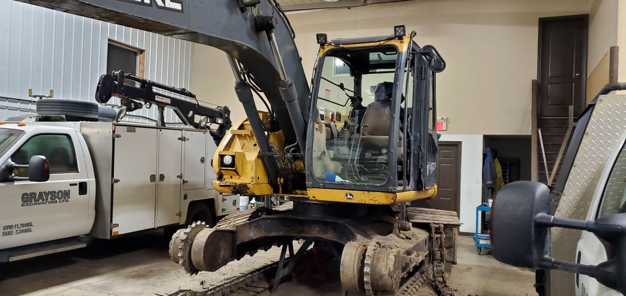 Excavation Equipment | Earthworks Fleet | Grayson Excavating