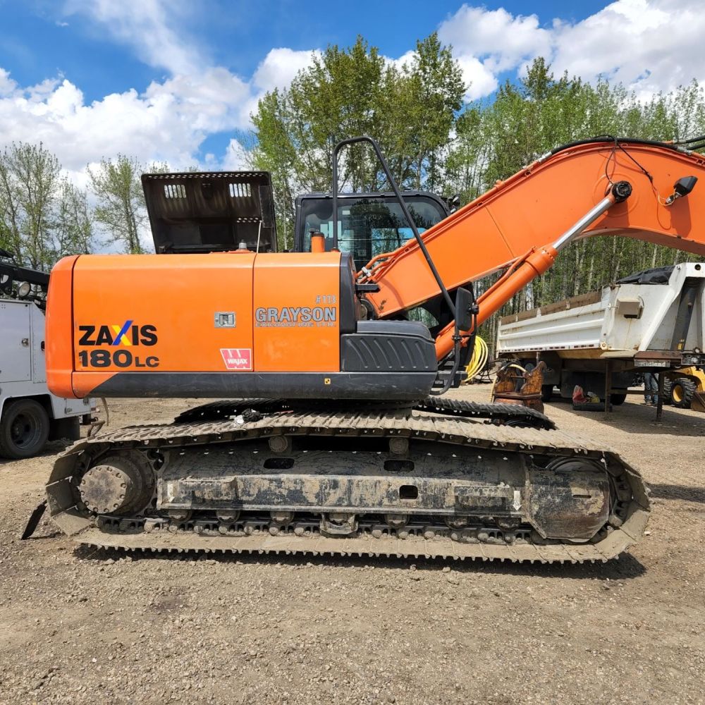 Excavation Equipment | Earthworks Fleet | Grayson Excavating